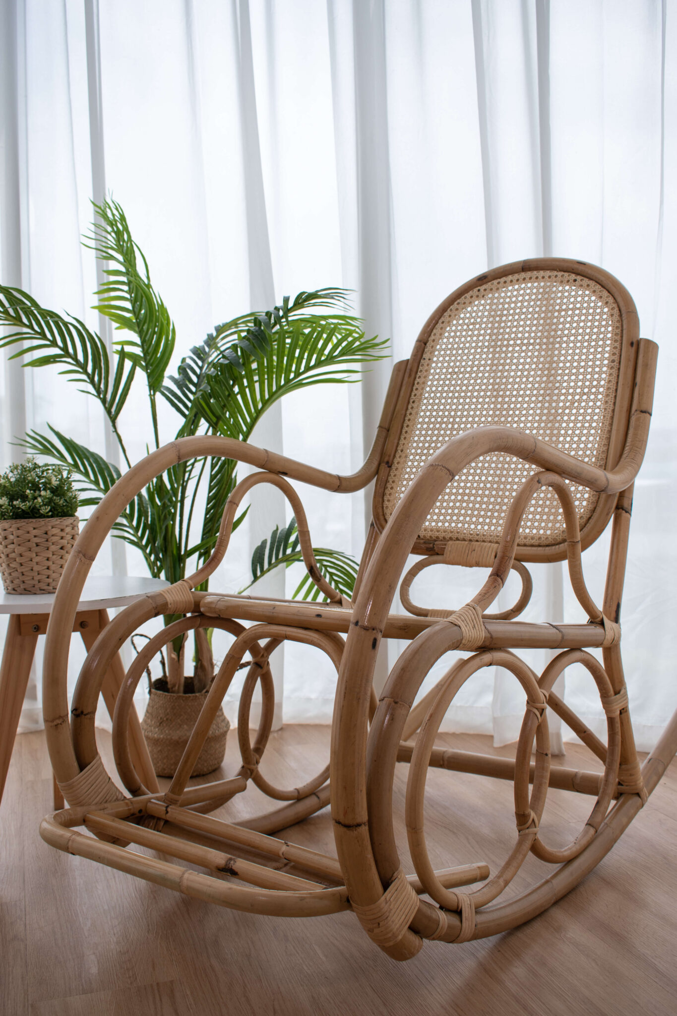 NN Webbing Rocker - Rattan Capital